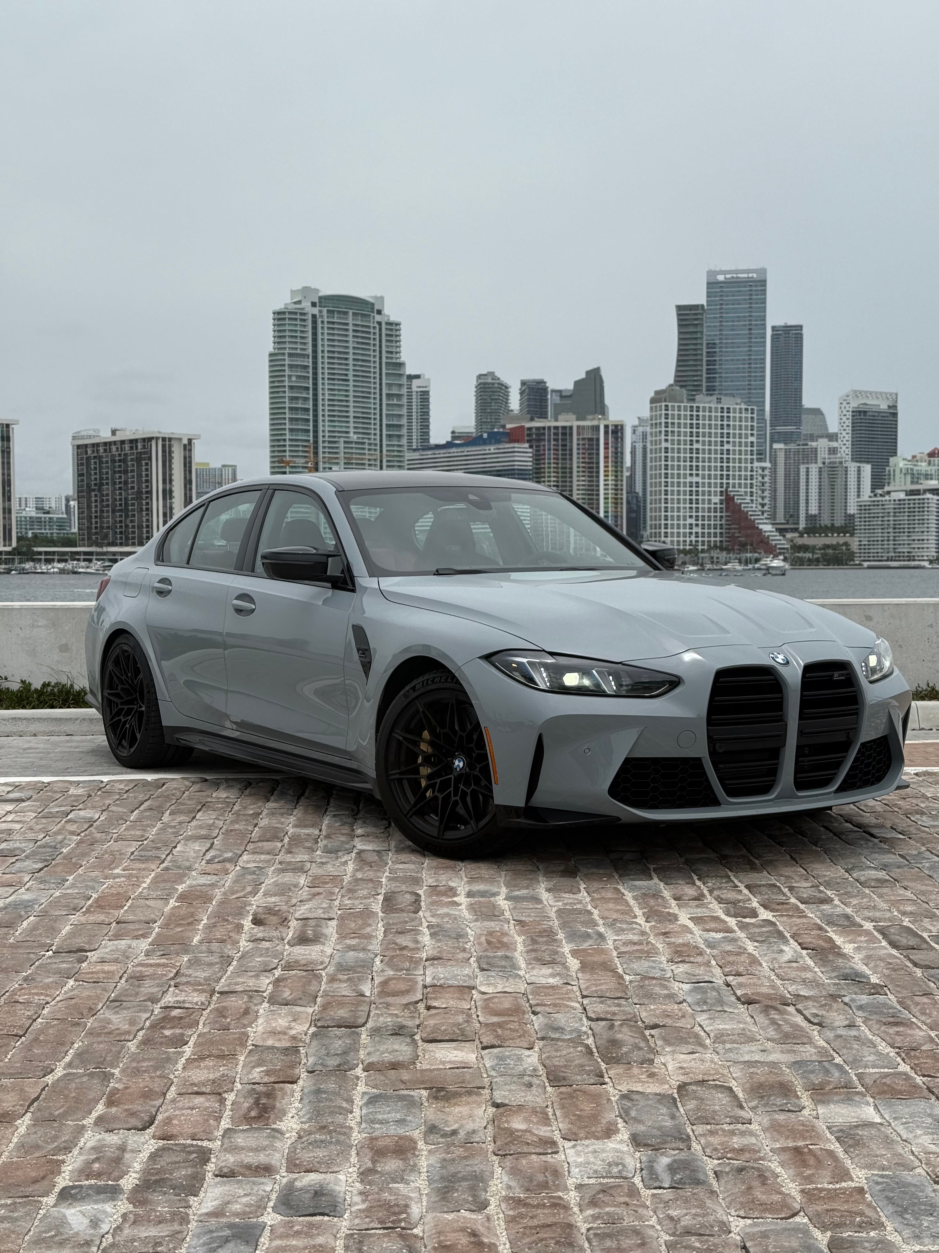 BMW M3 COMP X DRIVE – SupremeSportRentals